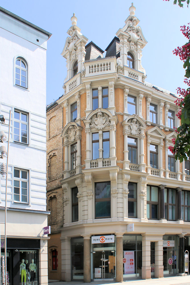 Wohn- und Geschäftshaus Leipziger Straße 12 Halle (Saale) (Altstadt ...