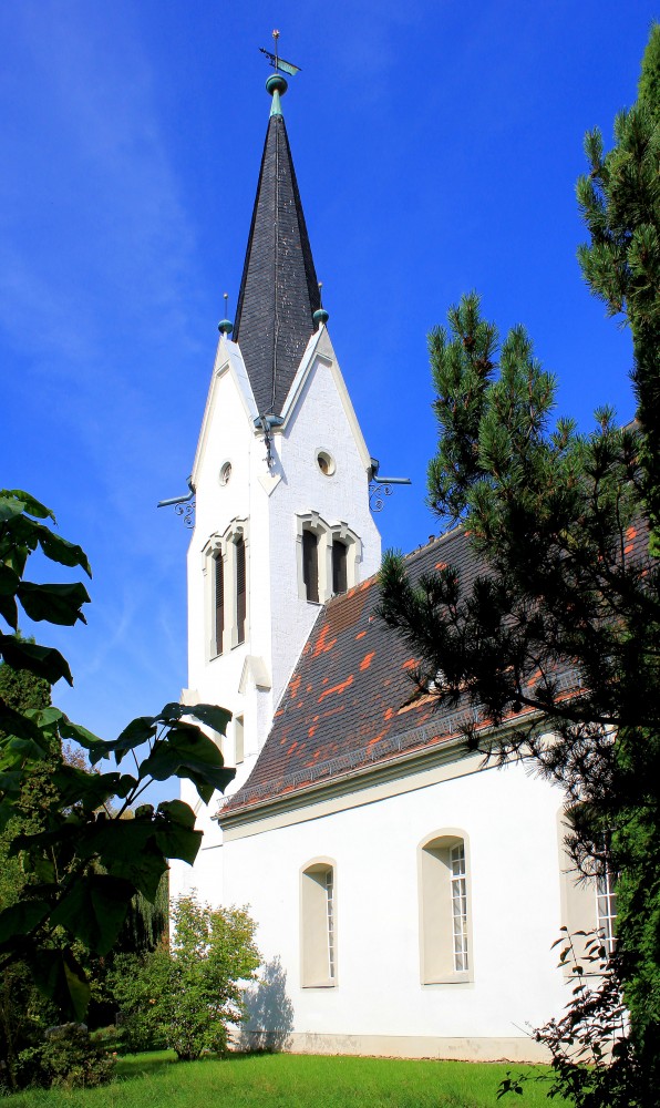 Ev. Pfarrkirche Gottscheina (Stadt Leipzig) › Kirchen, Sachsen, Stadt ...