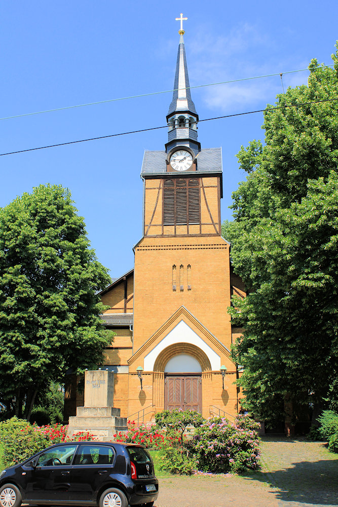 Ev. Auferstehungskirche Möckern (Stadt Leipzig) › Kirchen, Sachsen ...